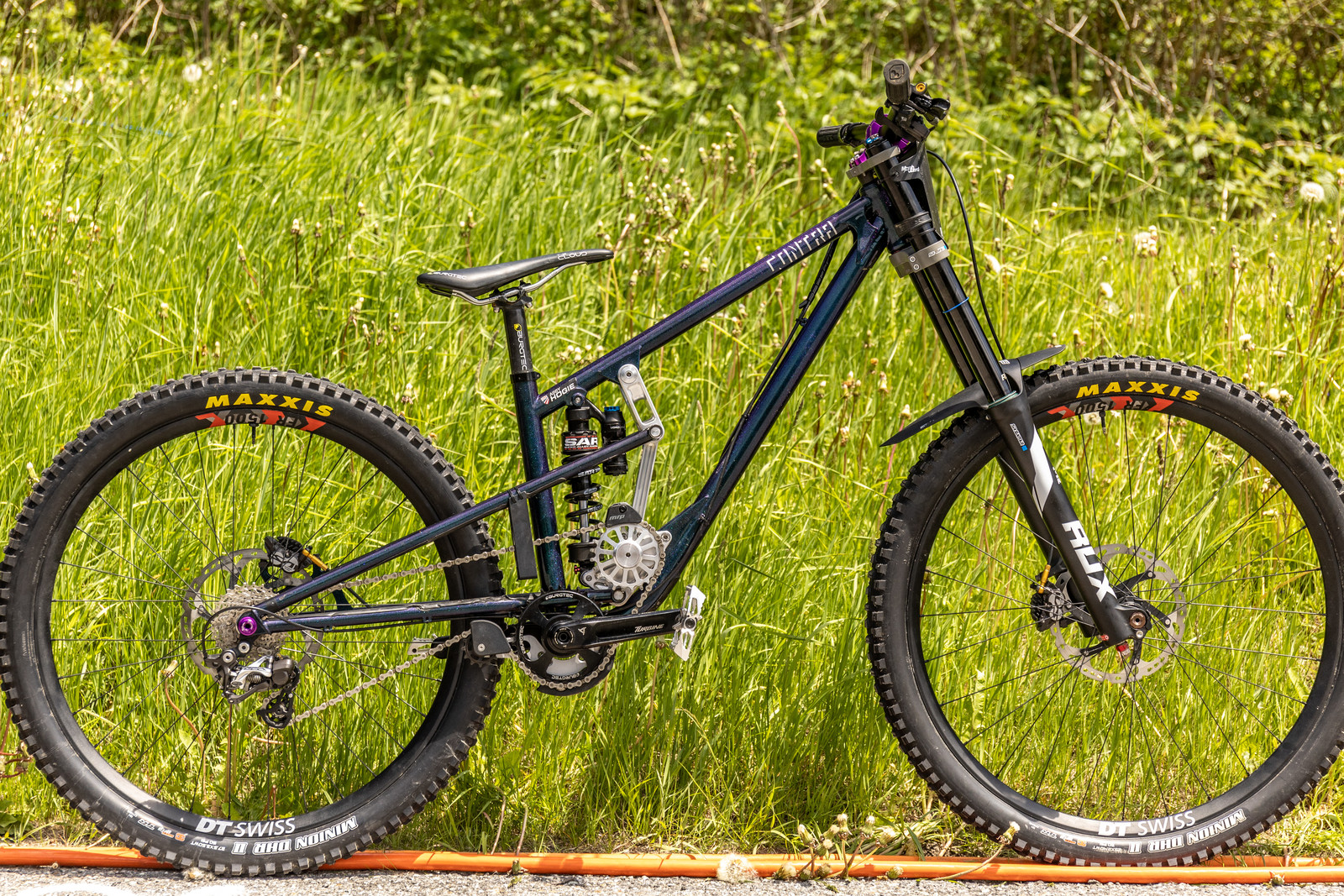 Abby Hogie's Contra DH bike - PIT BITS 2 - 2023 World Cup Downhill Lenzerheide - Mountain Biking ...